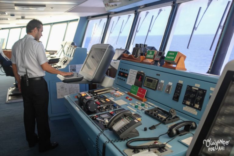Catadora de mares en un crucero por el Caribe
